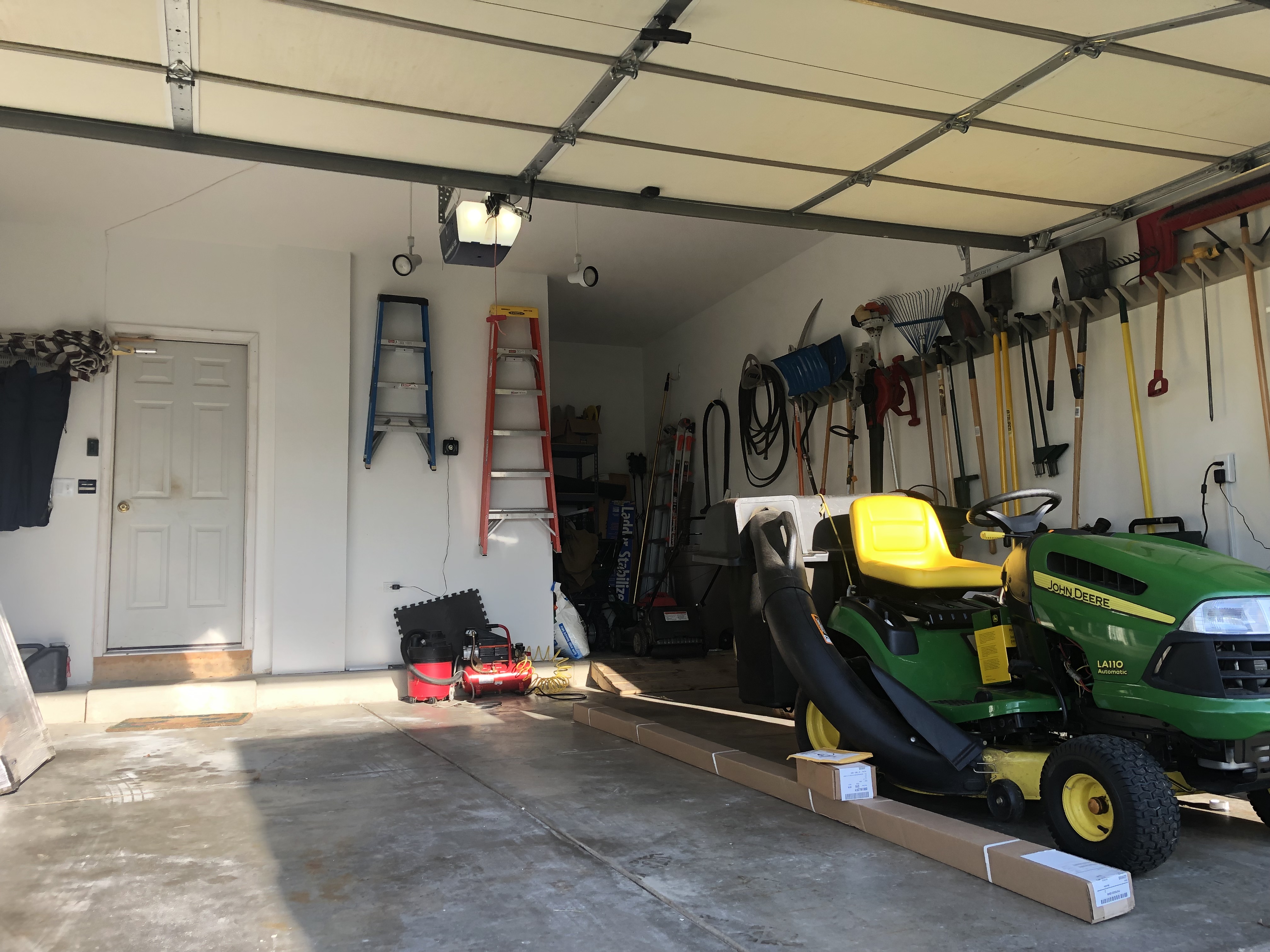 A Clean And Organized Garage. | Gizmo Exteriors Repair, Installations ...
